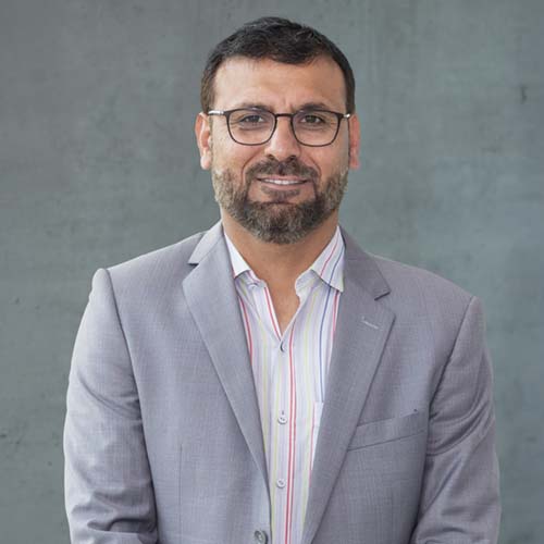 Dr. Muhammad Nisar - Centro de energía UCSC