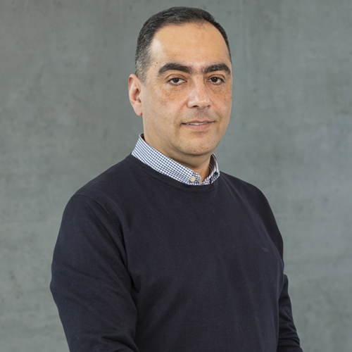 Dr. Pedro Rossel Cid - Vicerrectoría de Investigación y Postgrado